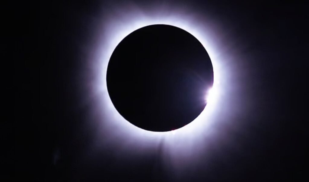 Six Minutes Of Darkness Expected In Rare Solar Eclipse - GLive24.com ...